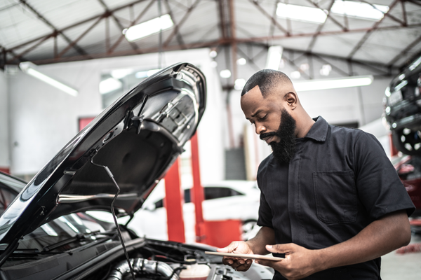 How Can Your Dealer Portal Strengthen Distributor Relationships?